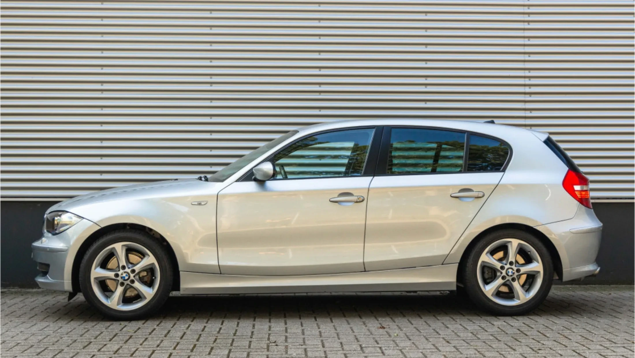 Verkocht: BMW e87 120i 20.000 kilometer